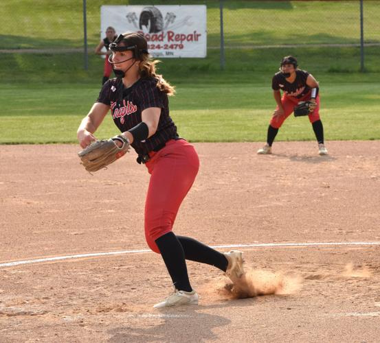 Flom's back-to-back 1-hitters propel K-W softball in playoffs | Sports ...