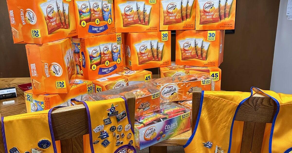 Lions donate Goldfish cracker snacks to the Waseca Area Food Shelf in ...