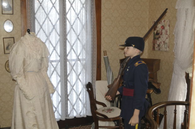 GALLERY: Christmas at the Cox House continues | News | southernminn.com