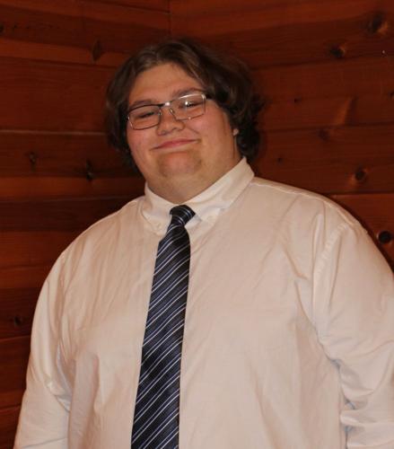 Alex Niebur | Virtual Graduations | southernminn.com