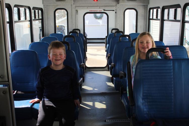 New local bus tour company rolls into 'townie' | News | southernminn.com