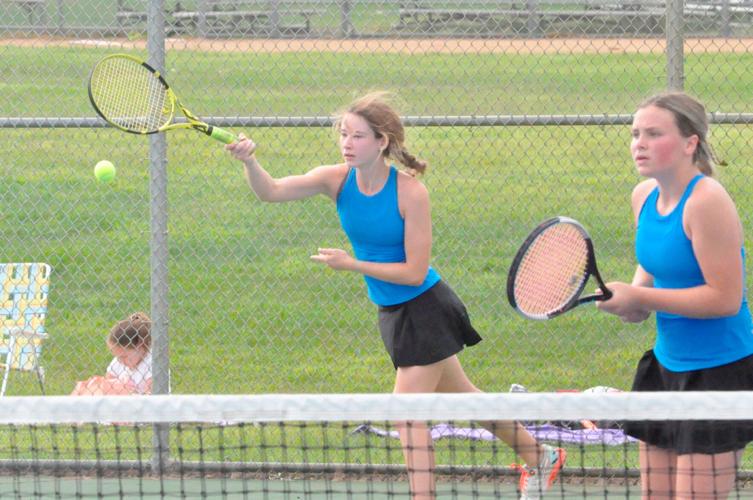 Facing AA competition, Giants open season with pair of losses | Sports ...