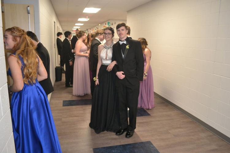 GALLERY: Students share a whole new world at St. Peter High School prom ...