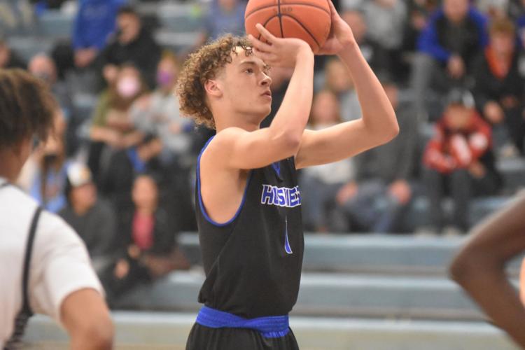 Owatonna outlasts Mankato East in battle of stars | Sports ...