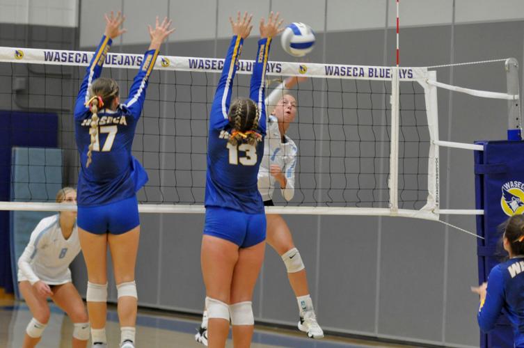 Titans pick up thrilling comeback victory over Bluejays | Sports ...