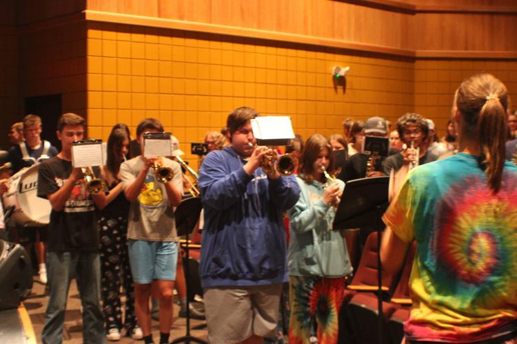 GALLERY: LS-H crowns Homecoming King and Queen | News | southernminn.com