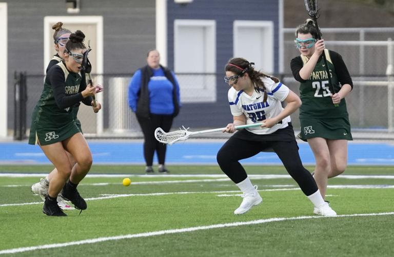 Huskies hand Mayo 1st conference loss in battle of top Big 9 teams ...