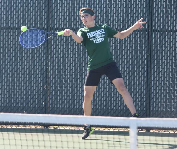 Falcons split matches during weekend triangular | Sports | southernminn.com