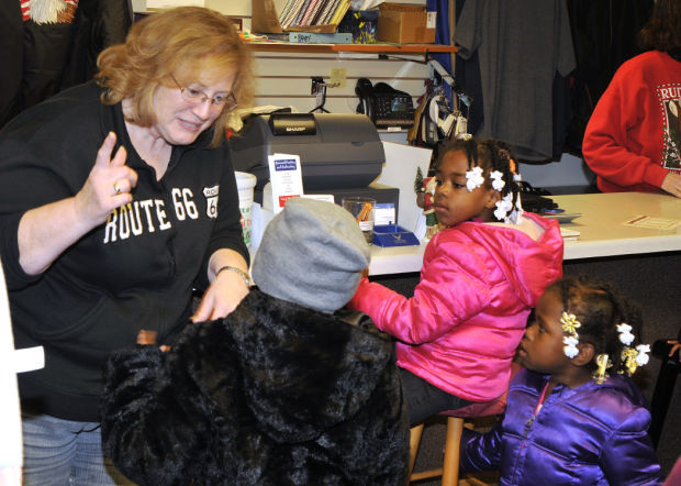 Kenyon 'Shop With a Cop' touches many lives | Community | southernminn.com