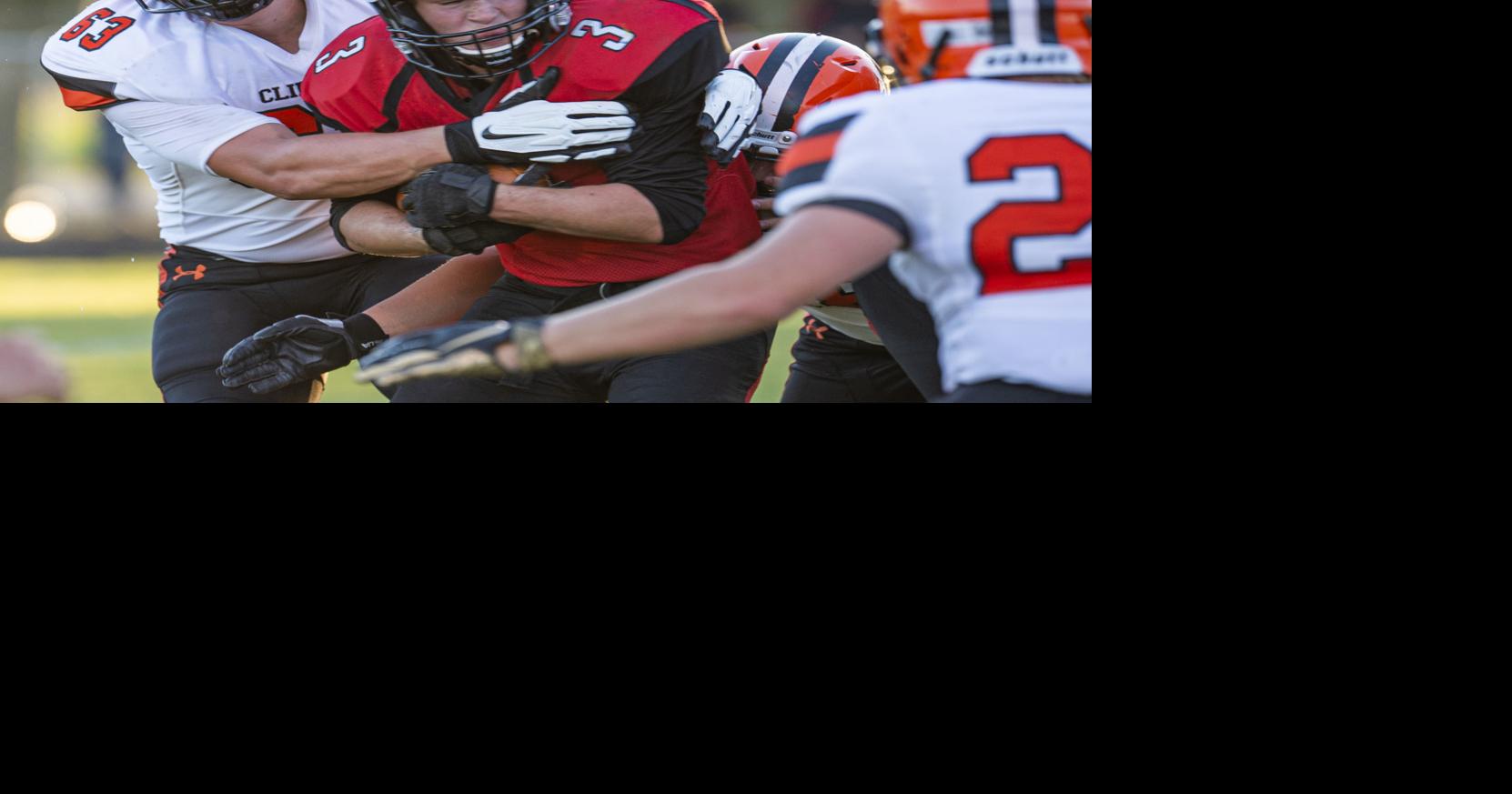 Clippers get rude welcome to 11-man football | Sports | southernminn.com