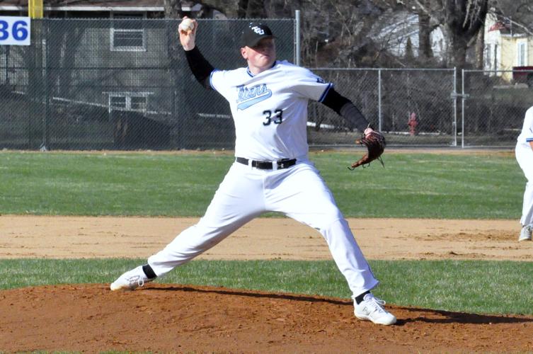 Titans earn season-opening victory over Giants | Sports | southernminn.com