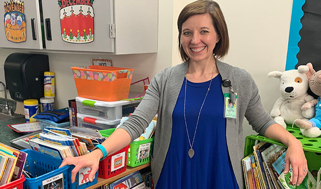 Roosevelt Elementary teacher selected to receive $1,000 grant ...