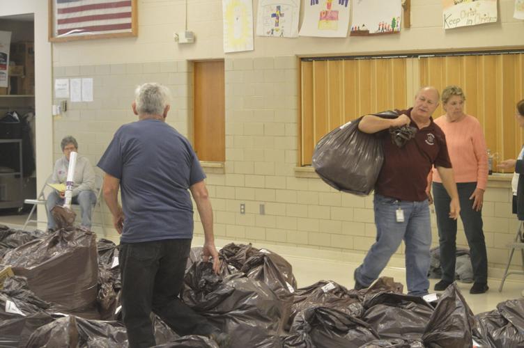 Santa Anonymous, Adopt-A-Family bring Christmas gifts to families in ...