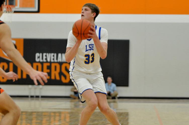 Giants overcome slow first half to earn road win over Cleveland ...