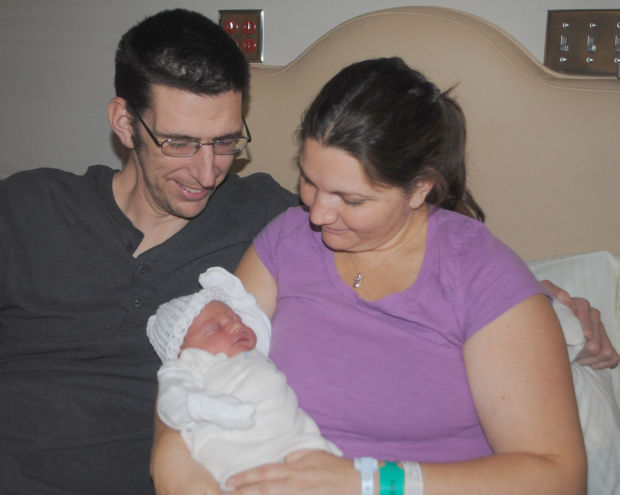 New Year, new baby for Northfield family | News | southernminn.com