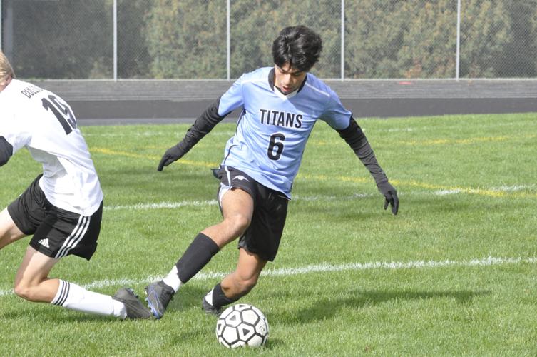 Titans close out regular season with pair of victories, earning No. 3 ...