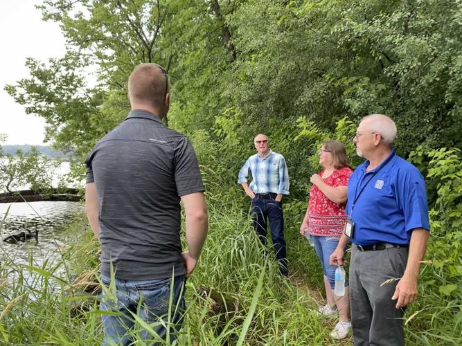 Parks tour gives commissioners a close up view of 'amazing' county ...