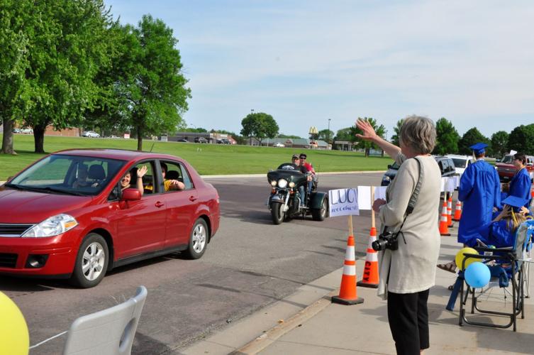 Waseca high school holds 2020 virtual graduation and senior parade ...