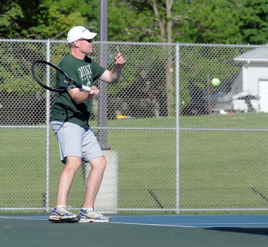 GALLERY: FHS girls tennis coach Darren Iverson breaks world record for ...