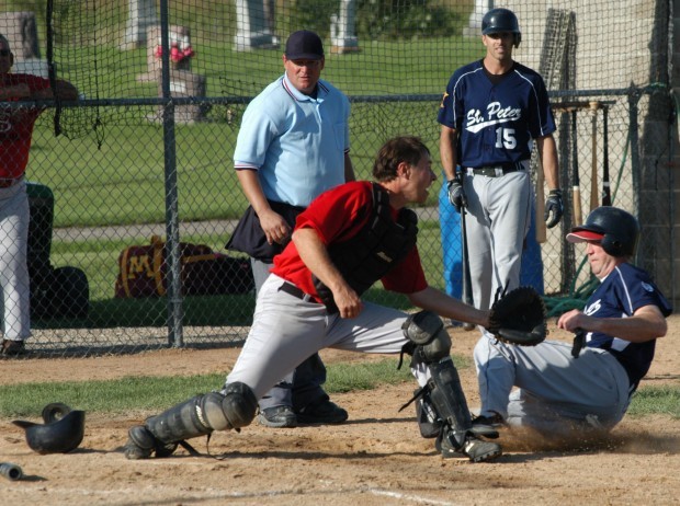 St. Peter over-35 Saints win two at state | Sports | southernminn.com