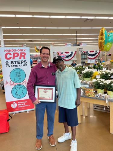 Owatonna Hy-Vee general manager earns Heartsaver Hero Award for ...