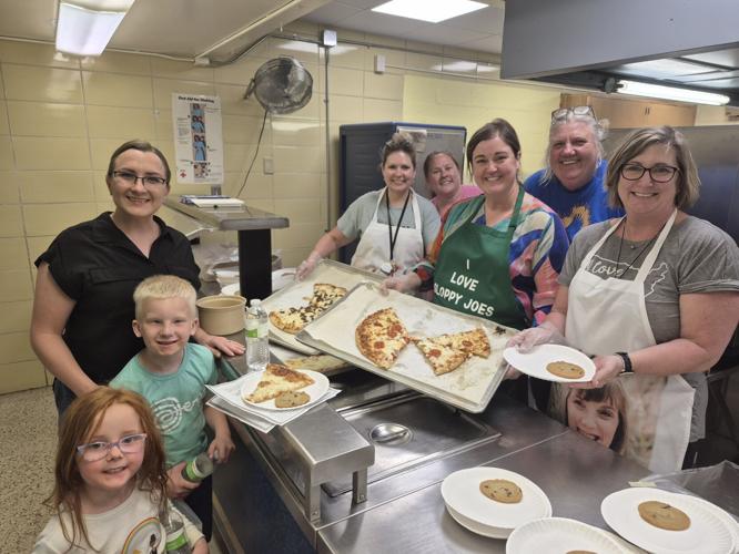 PHOTOS: Hundreds attend Family Literacy Night at Hartley Elementary ...
