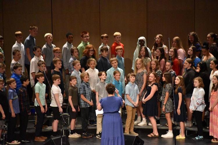 PHOTOS: St. Peter Middle School sixth-grade choir puts on spring ...