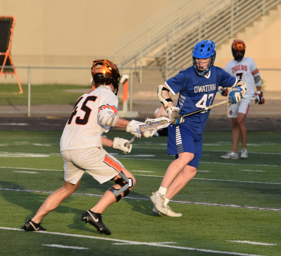 Huskies fall to Tigers in 1st section championship appearance in ...