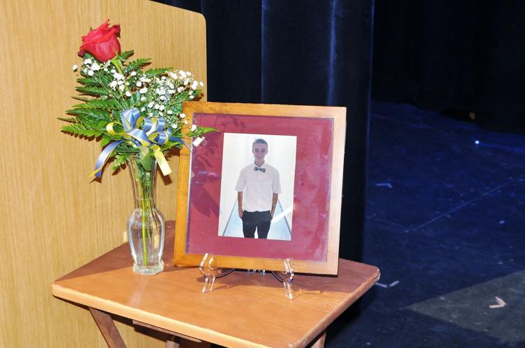 Waseca high school holds 2020 virtual graduation and senior parade ...