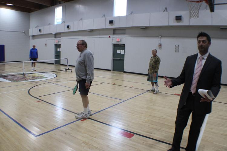 Senators visit Le Sueur Community Center in bonding tour | News ...