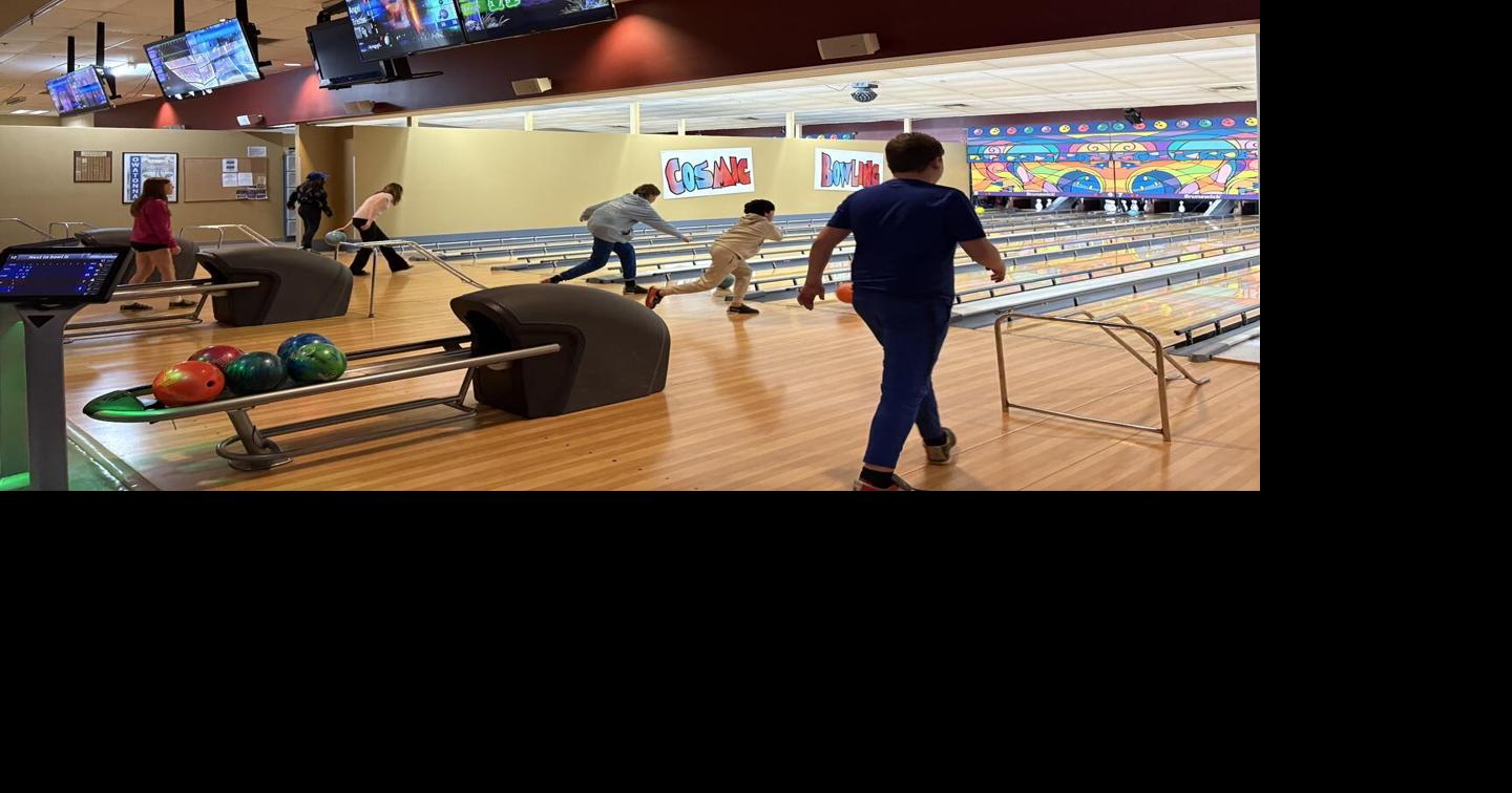 Unified PE hits the lanes at SpareTime | Community | southernminn.com
