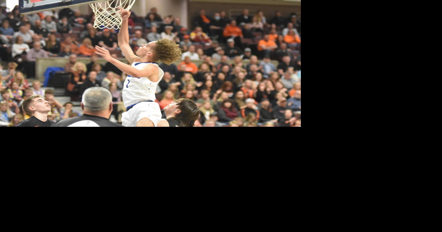 Ty Creger drive to hoop | | southernminn.com