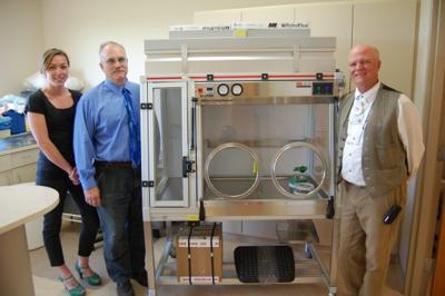 Soderland makes donation to St. Peter hospital | Community ...