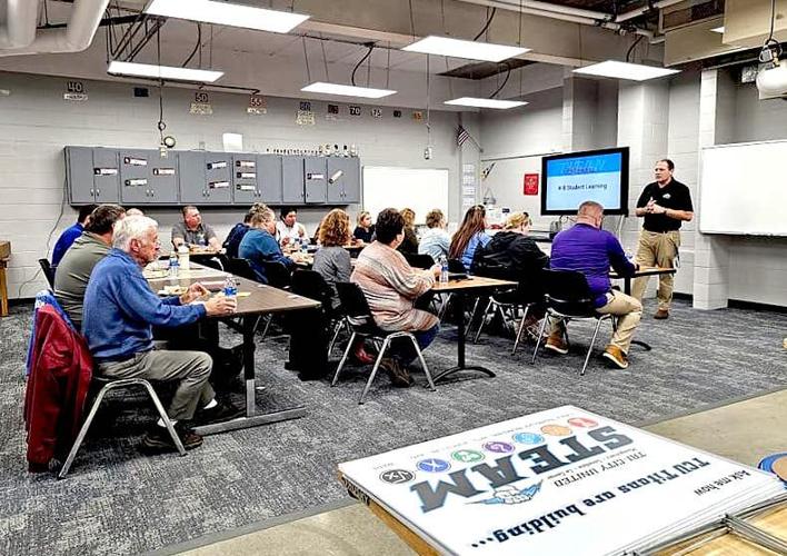 Chamber tours TCU Le Center STEAM program | Community | southernminn.com