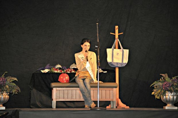 2015 Lonsdale Ambassador Court crowned | News | southernminn.com