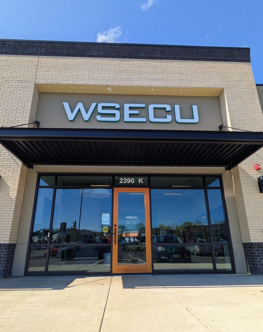 WSECU's New Hawks Prairie Branch Opens | News | southsoundbiz.com