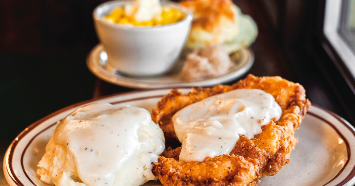 Chicken-Fried Goodness at Tim’s Kitchen | Eat + Drink | southsoundmag.com