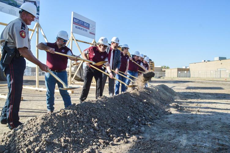 Sinton ISD breaks ground on new high school | News | southtexasnews.com