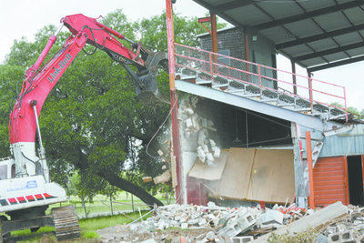 Hunter Field, when the walls fell | News | southtexasnews.com