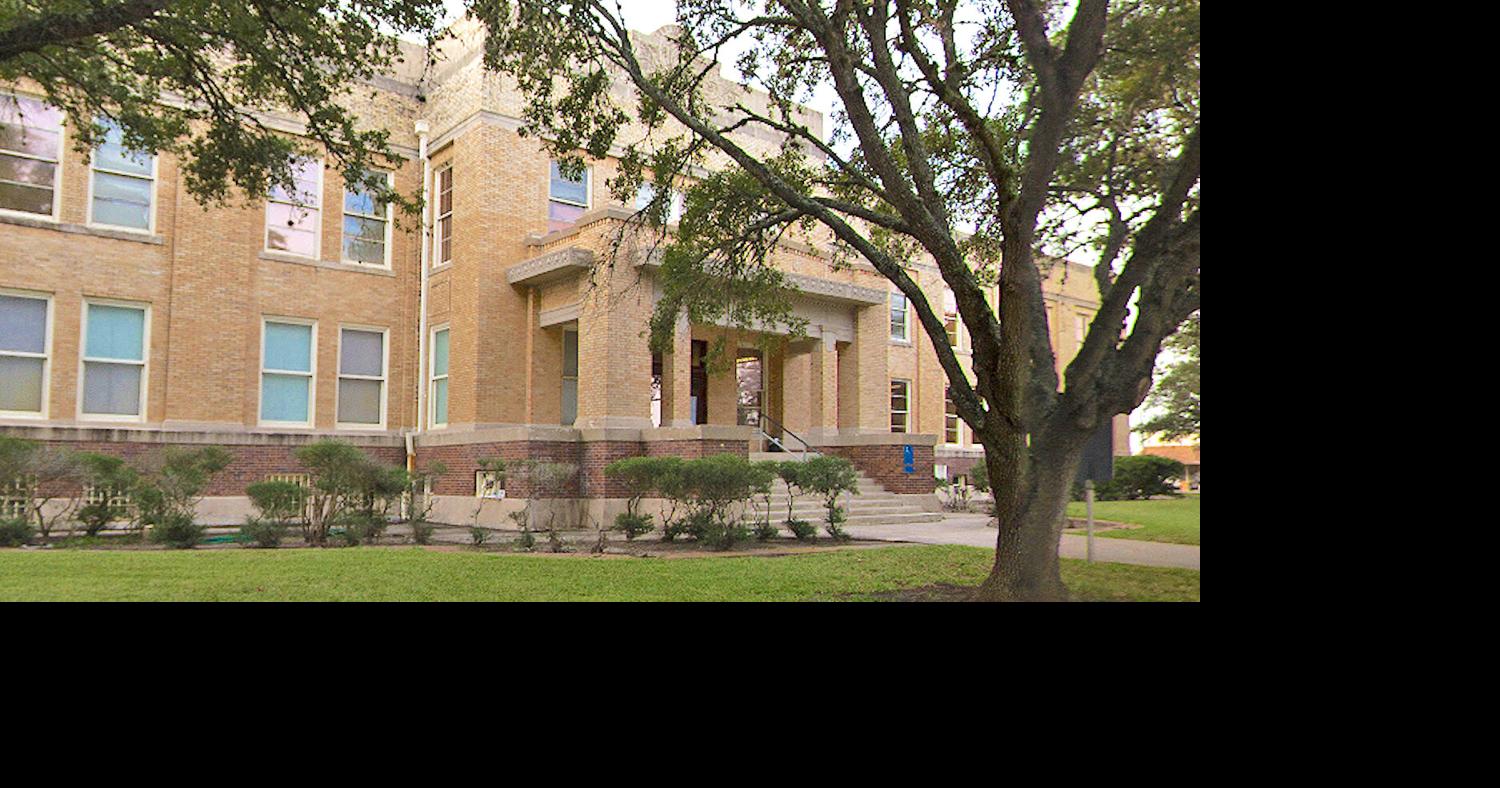 Refugio County selects contractor for Phase I courthouse restoration ...