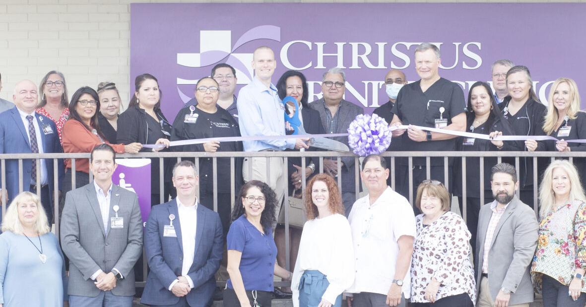 Clinic holds ribbon cutting | Entertainment & Society | southtexasnews.com