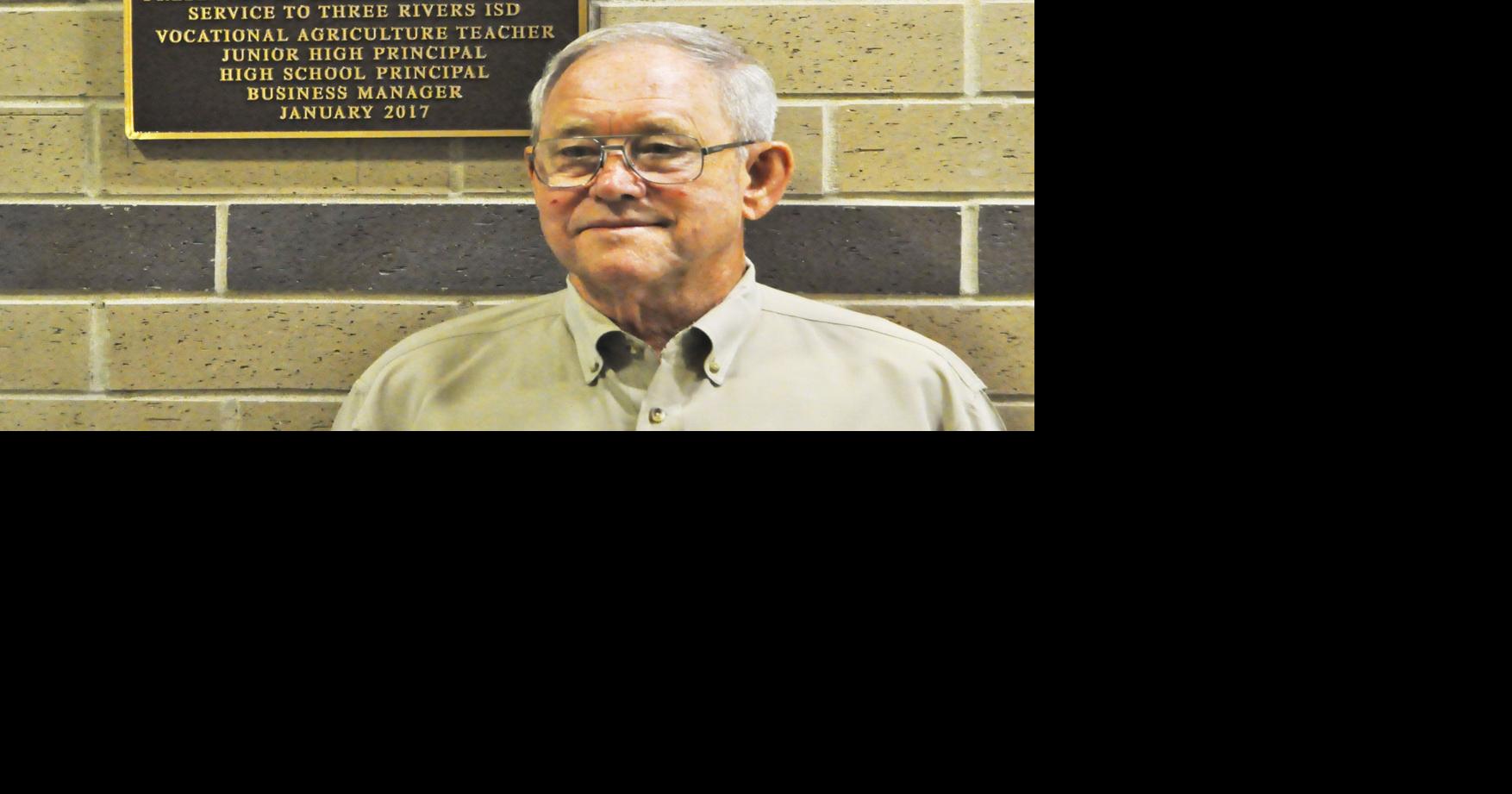 Three Rivers ISD honors Donald Kasper | Features | southtexasnews.com