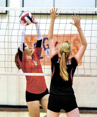 Lady Panthers roll past Somerville, 3-0 | A | southtexasnews.com