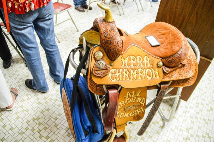 Sinton rodeo Hall of Famer gets huge reception at exhibit unveiling ...
