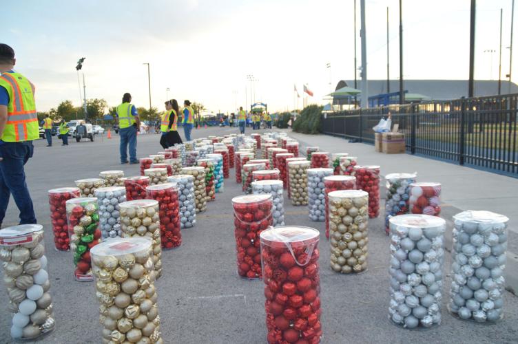 Port delivers Christmas joy to Portland | Entertainment & Society ...