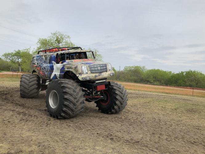 The snakes slithered, a winner was crowned at 47th rattlesnake races ...