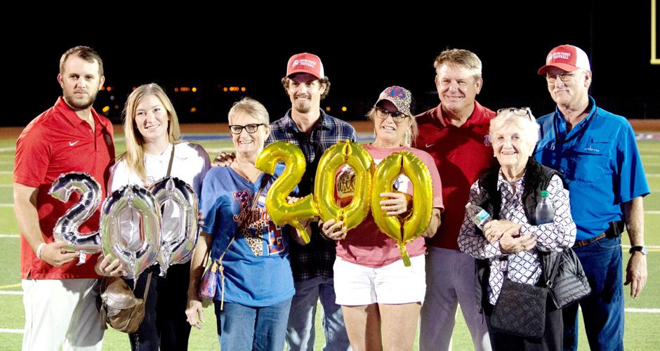 Wildcats give Davis 200th win | Sports | southtexasnews.com