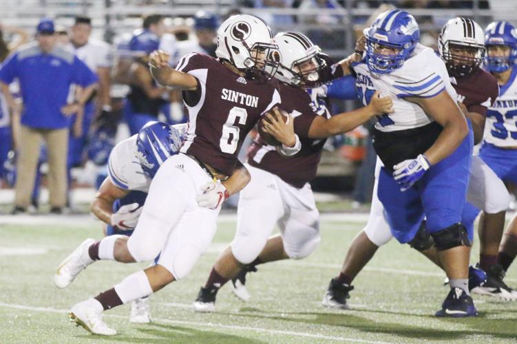 Bulldogs take a bite out of Pirates; Sinton remains winless with 55-27 ...