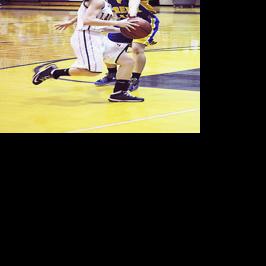S-T varsity hoops split with Freer Buckaroos | News | southtexasnews.com