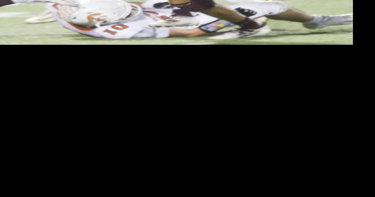 Pirates falter late, fall to Beeville | Sports | southtexasnews.com